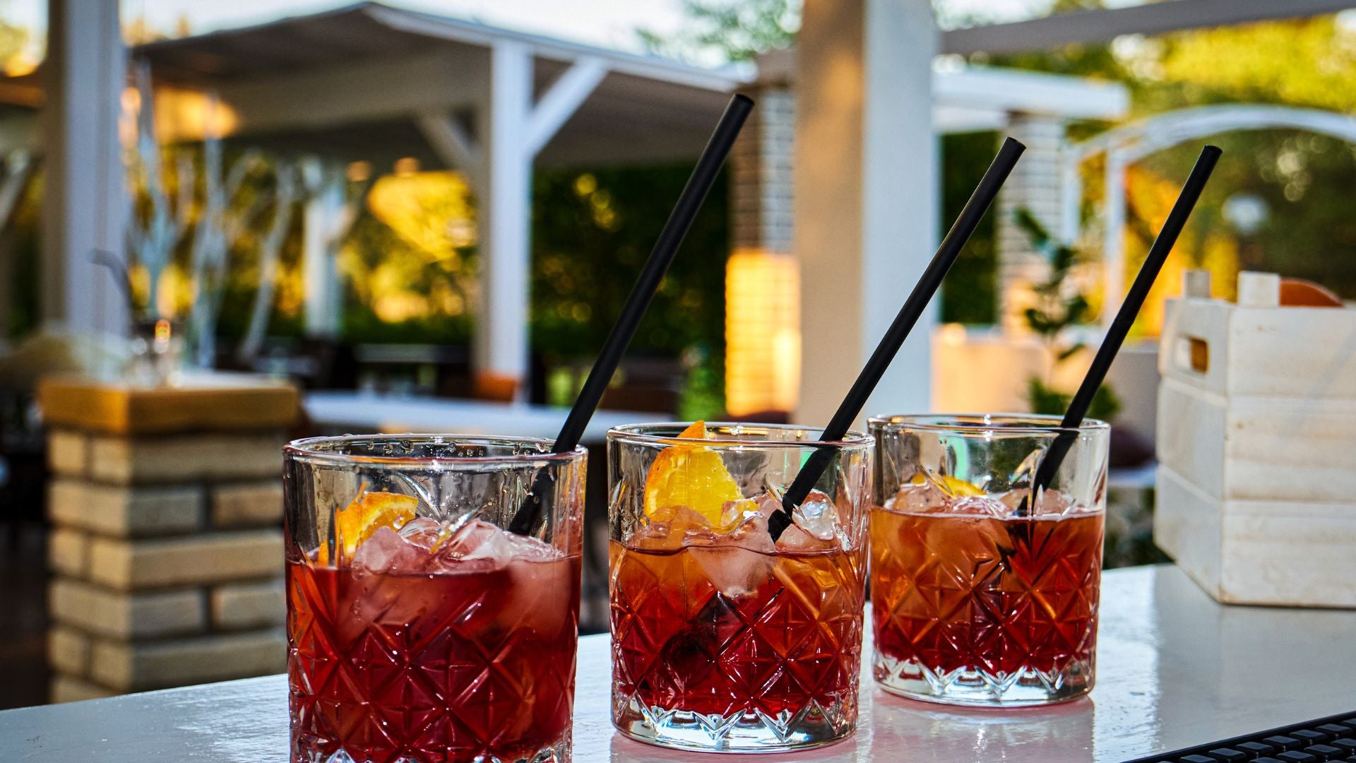 Exploring Craft Cocktails Discover Unique Flavors Mixology Techniques ...